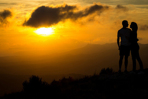 9 Things All Healthy Couples Do